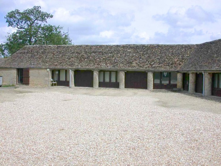 Offices to Let in Wiltshire - Cowage Farm
